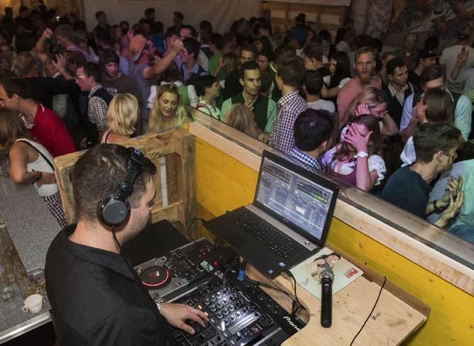 Strobler Wiesn: Stimmungsgarant seit über fünf Jahrzehnten - ML24 - Das ...